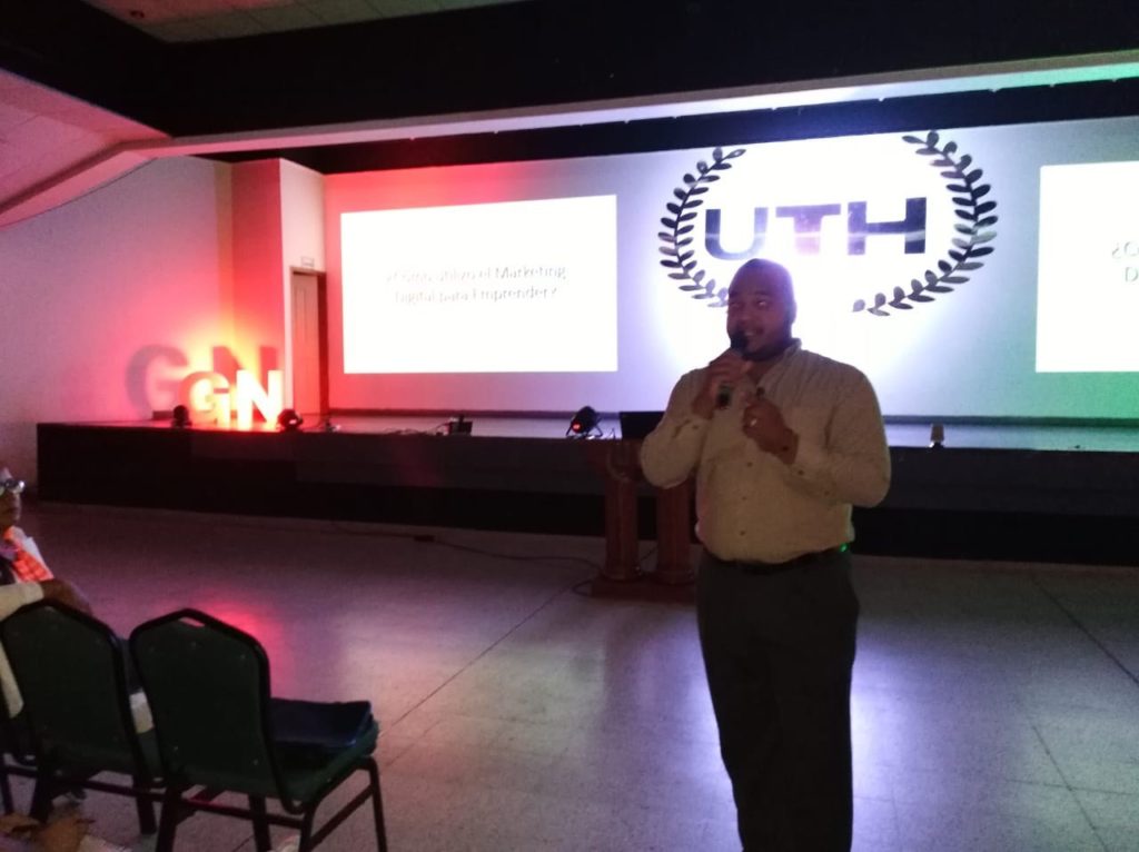 UTH – Universidad Tecnológica de Honduras