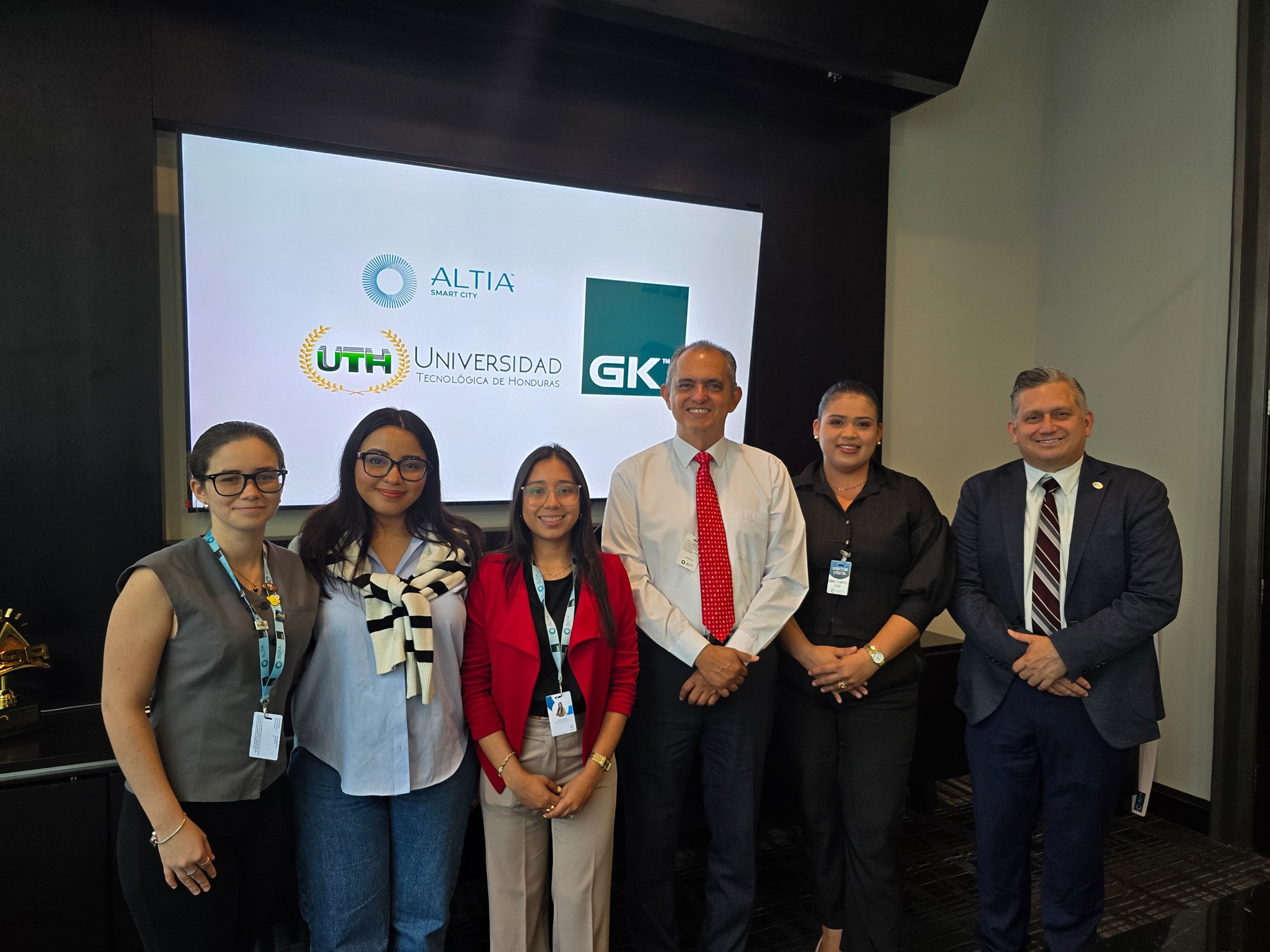 UTH – Universidad Tecnológica de Honduras